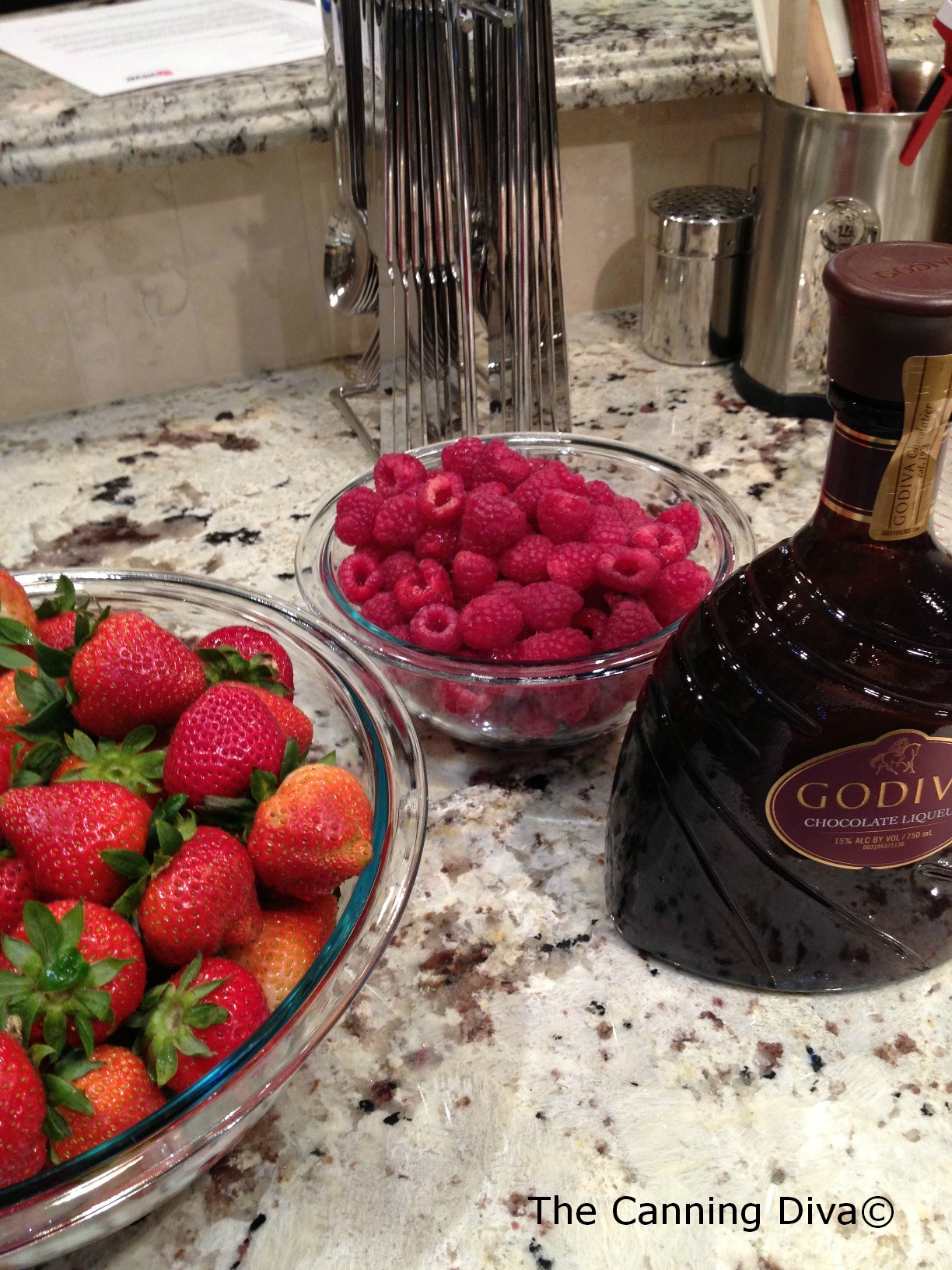 Sundae in a Jar | The Canning Diva